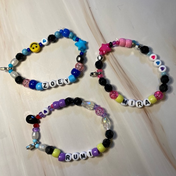 Netflix | Jewelry | Kpop Demon Hunters Huntrix Kandi Bracelets Rumi ...